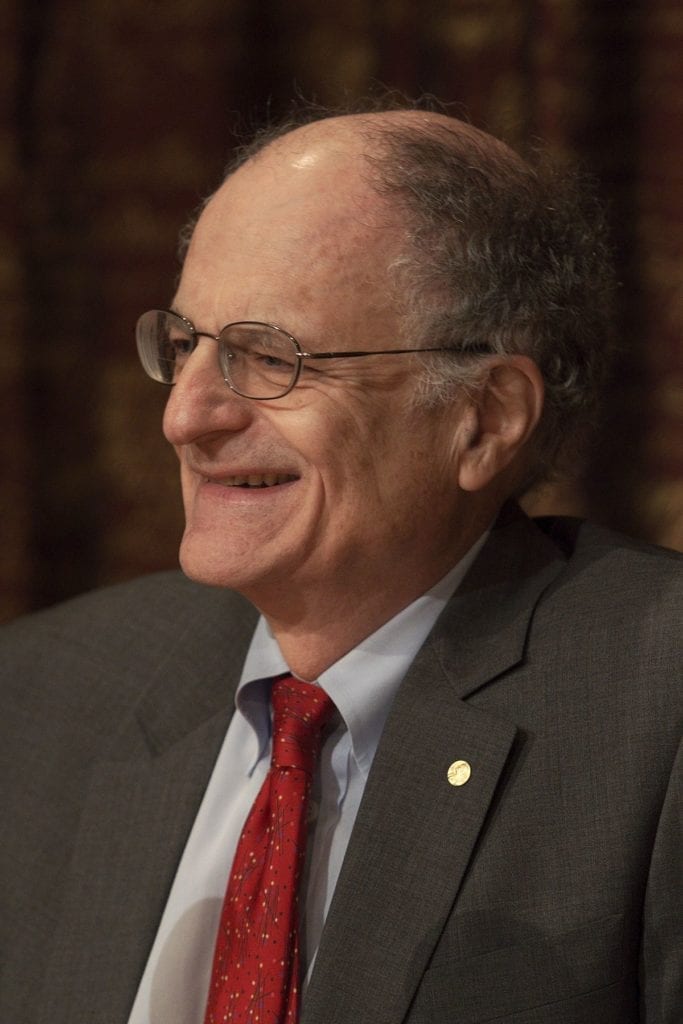 Thomas John Sargent - professor de economia e ganhador do Nobel