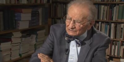 Paul Samuelson é o primeiro americano a ganhar o Nobel de Economia