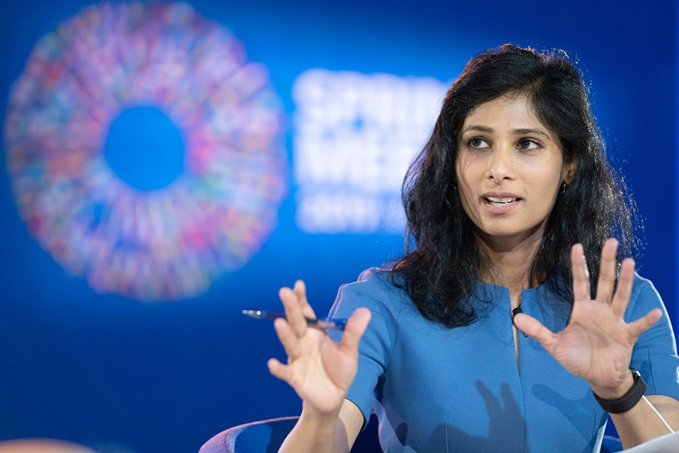 Gita Gopinath foi primeira economista-chefe da história do FMI