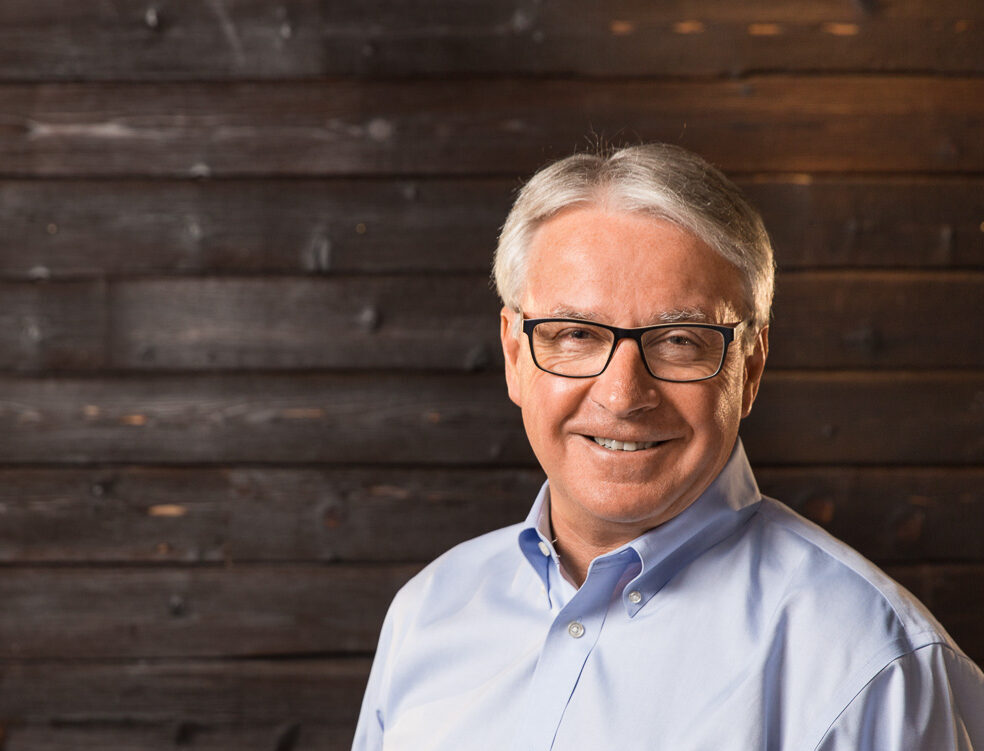 John Phillips: conheça um dos investidores bilionários da Shopify