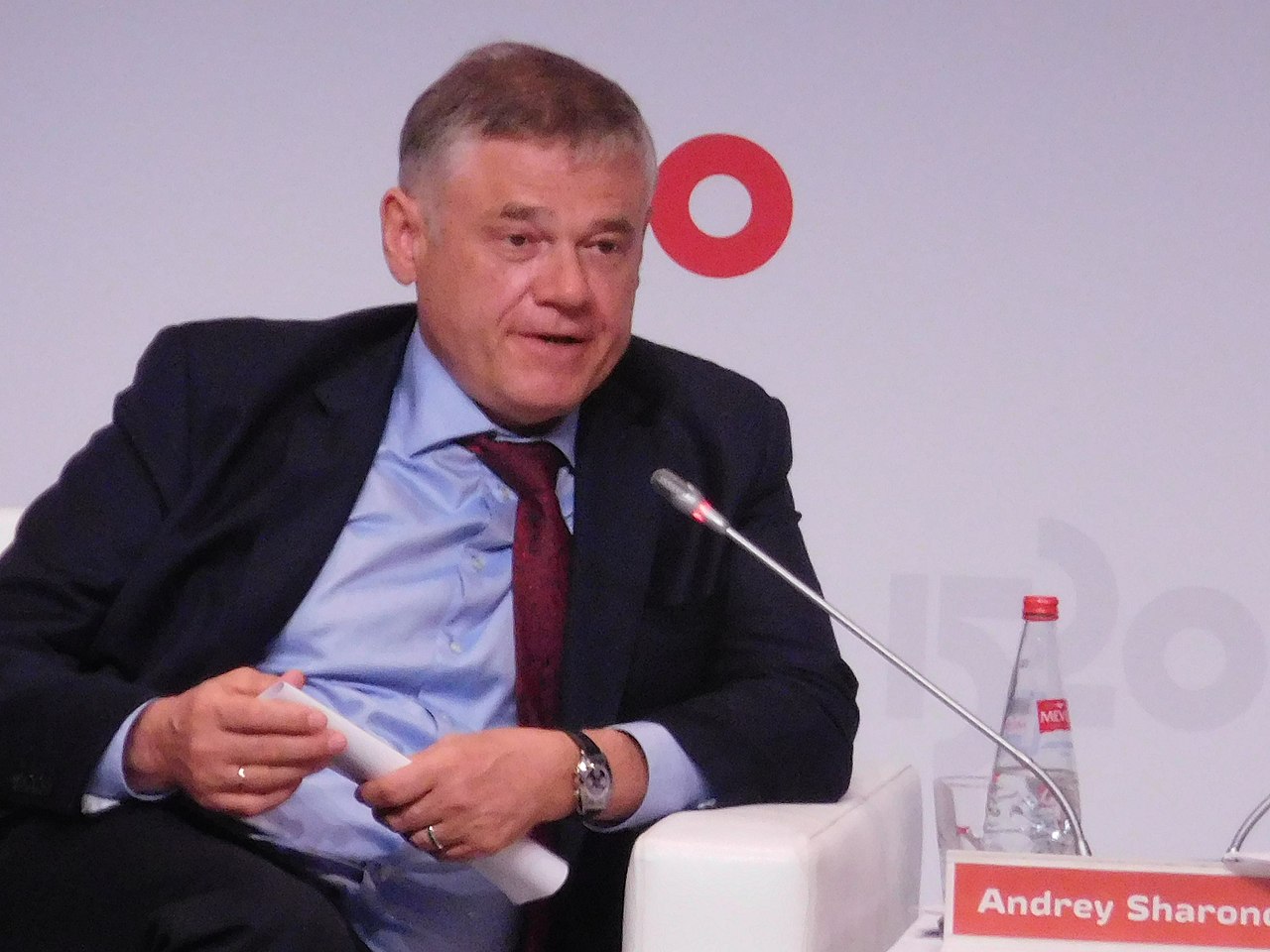 Alexander Abramov - o fundador da Evraz Holding