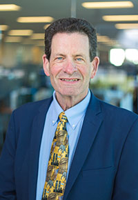 Kenneth Fisher - história do fundador e presidente da Fisher Investments